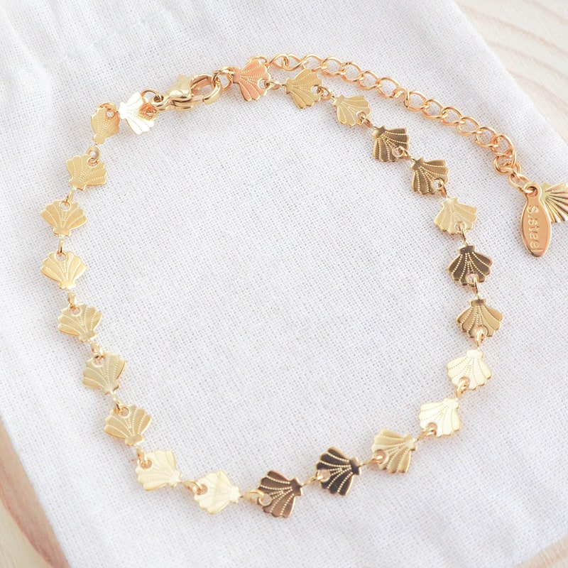 Gold Seashell Bracelet - Etsy