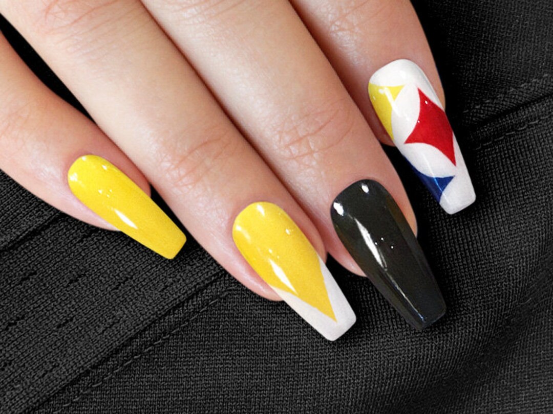 Football Nails Pittsburgh Nails Steelers Nails Press on Nails Cool Nail ...