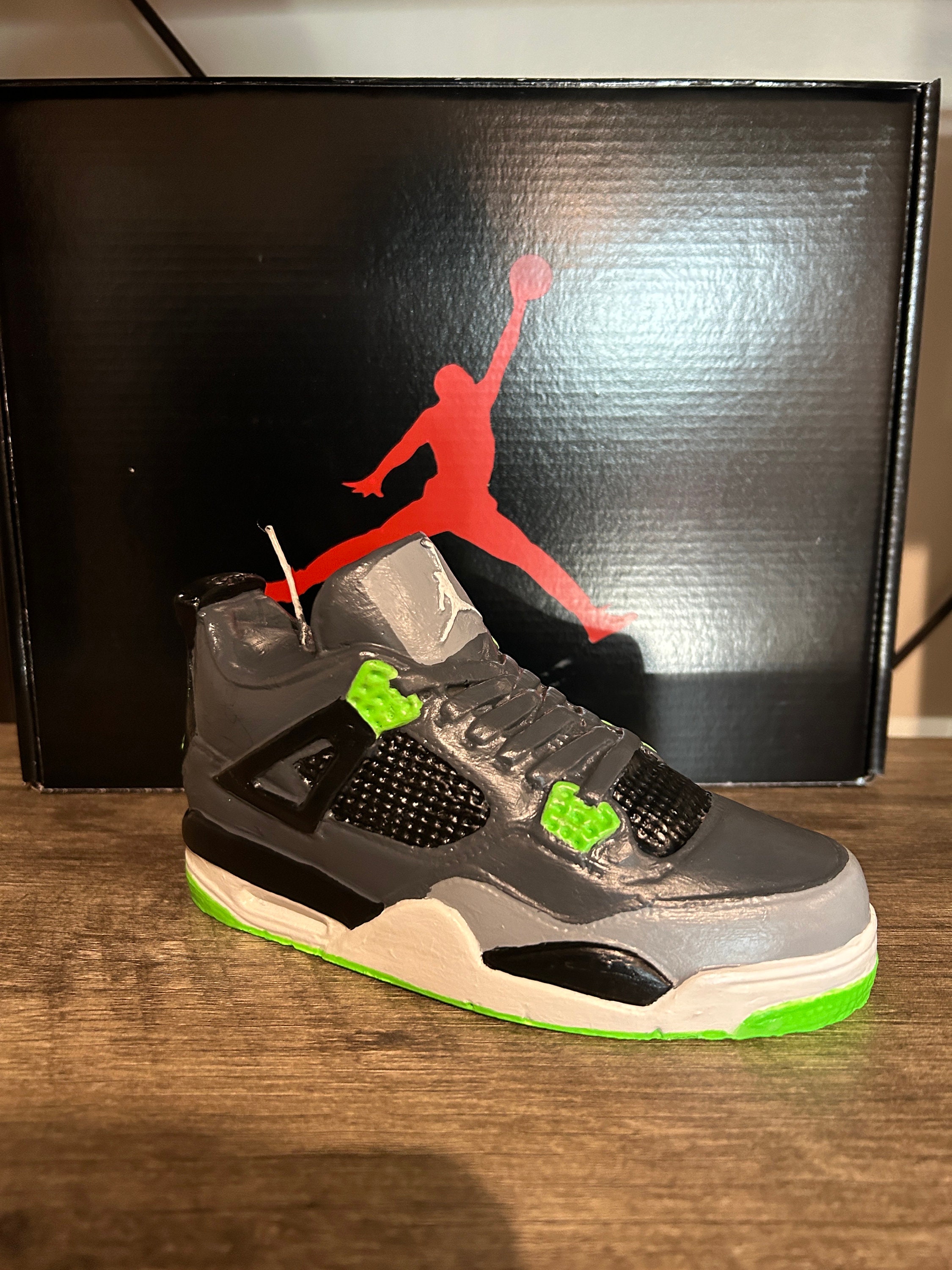 Jordan 4 Green Glow