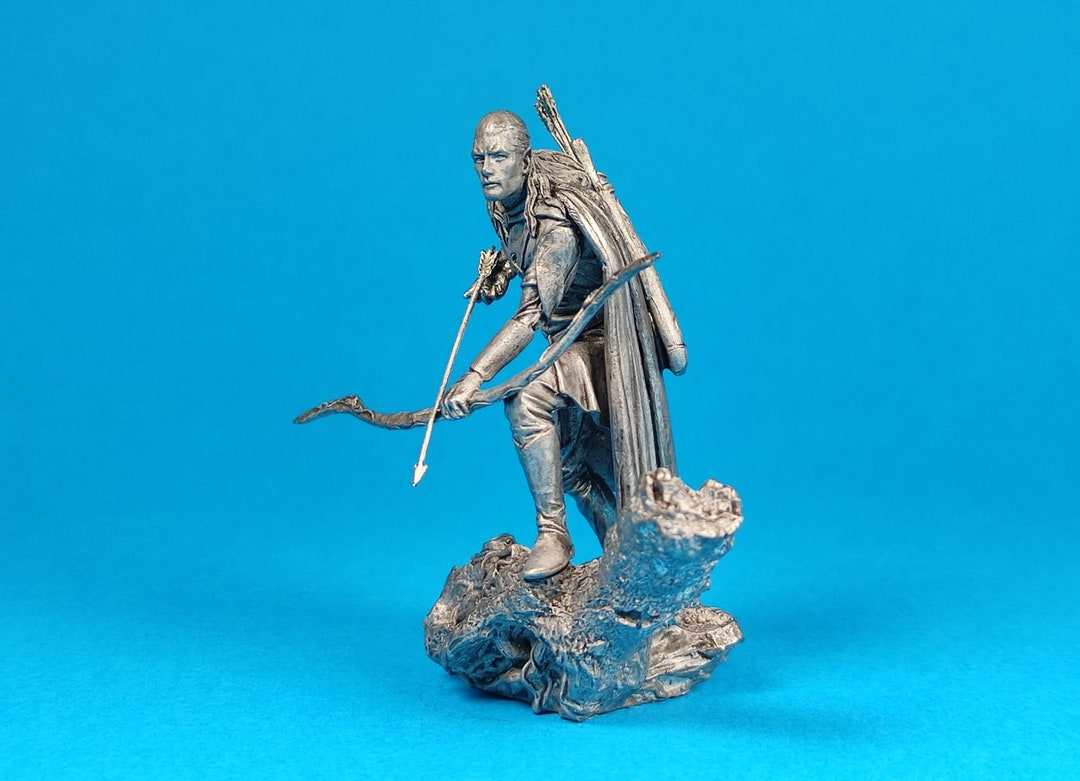 White Metal Fantasy Miniature Figurine a of Legolas the Elf. Metal ...