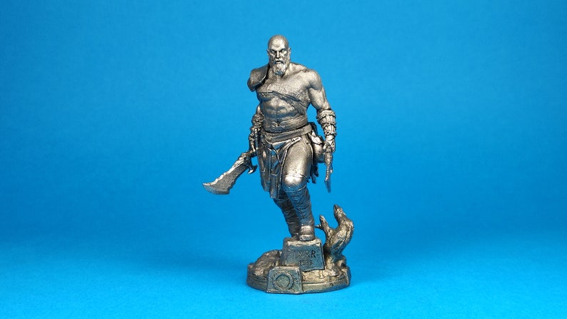 White Metal Miniature Figurine of Kratos With the Blades of Chaos ...