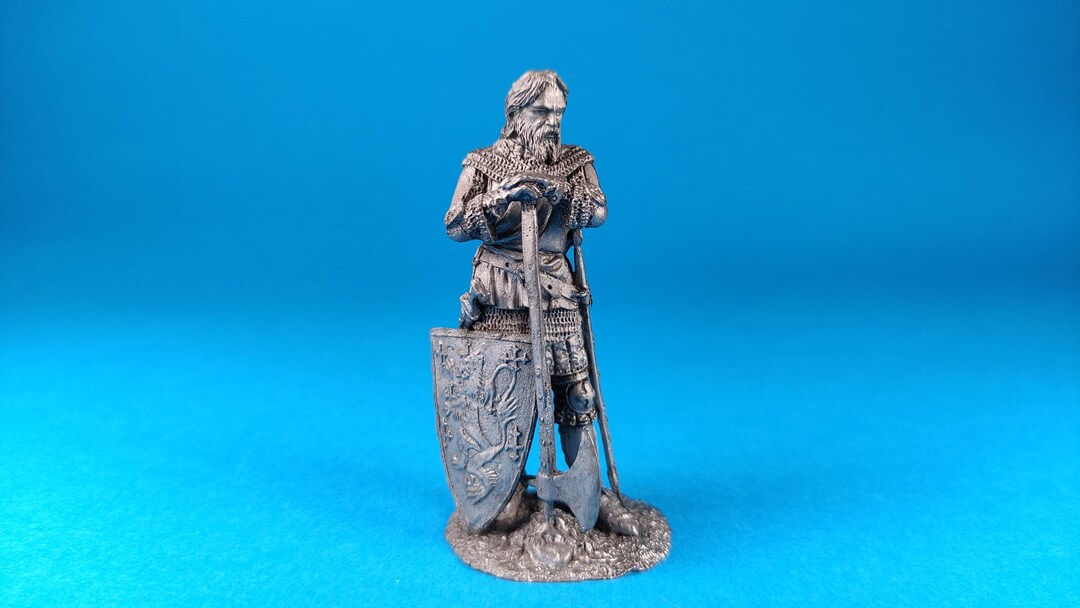White Metal Miniature Figurine of а Knight With a Battle Axe, 1330-1350 ...