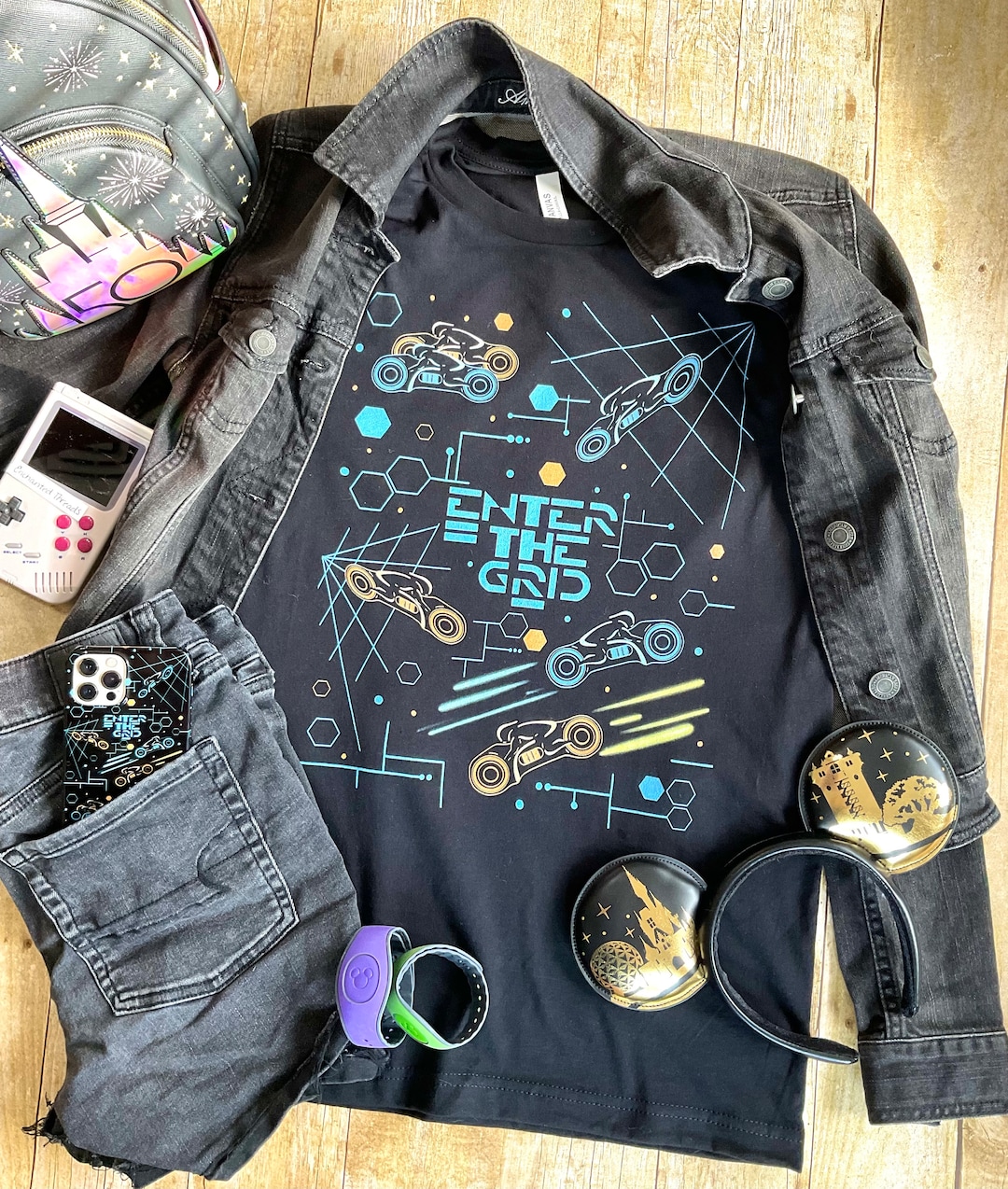 The Grid Team Racing Unisex T-shirt | Tron Lightcycle Run | Magic ...