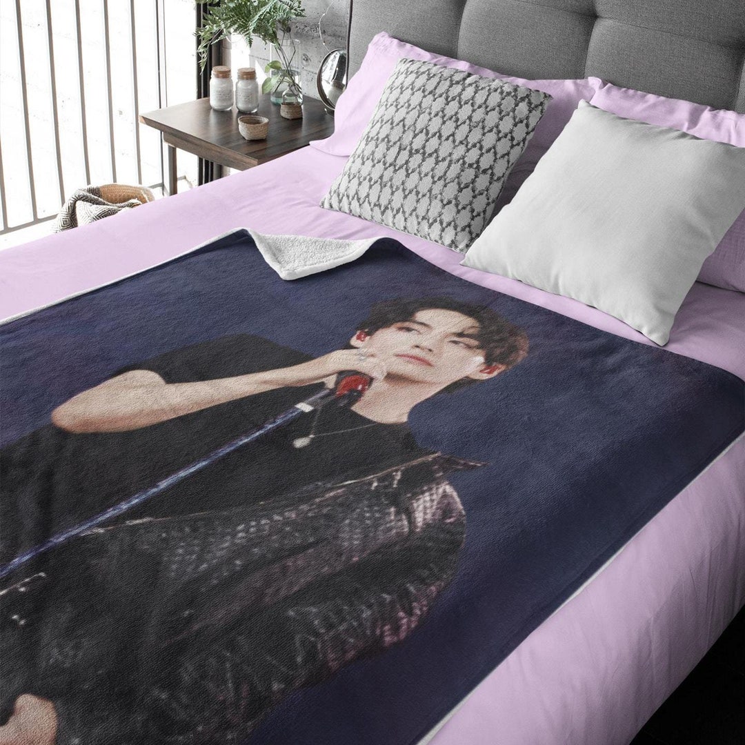 BTS Taehyung Blanket, Bts Kpop Taehyung Blanket, BTS Custom Blanket ...