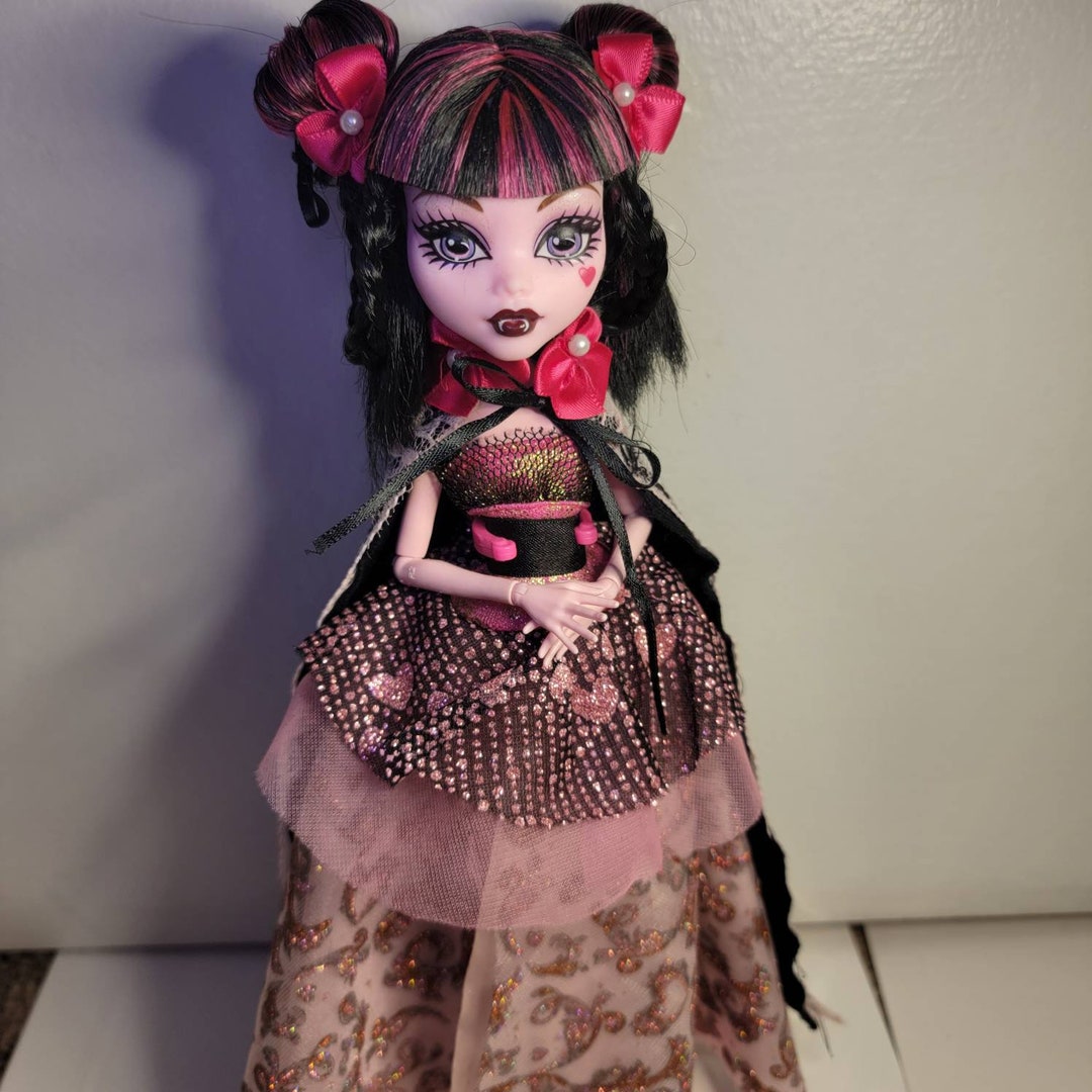 Gothic Doll Cape - Etsy