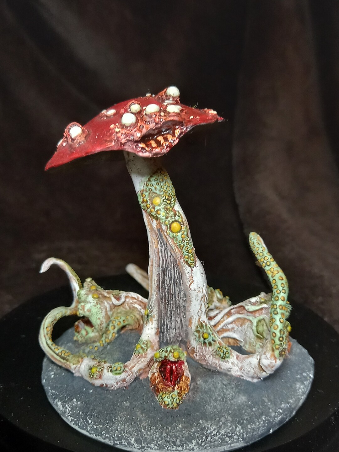 Alien Dungeon Fungal Crawler Miniature, Out of Production, Painted for ...
