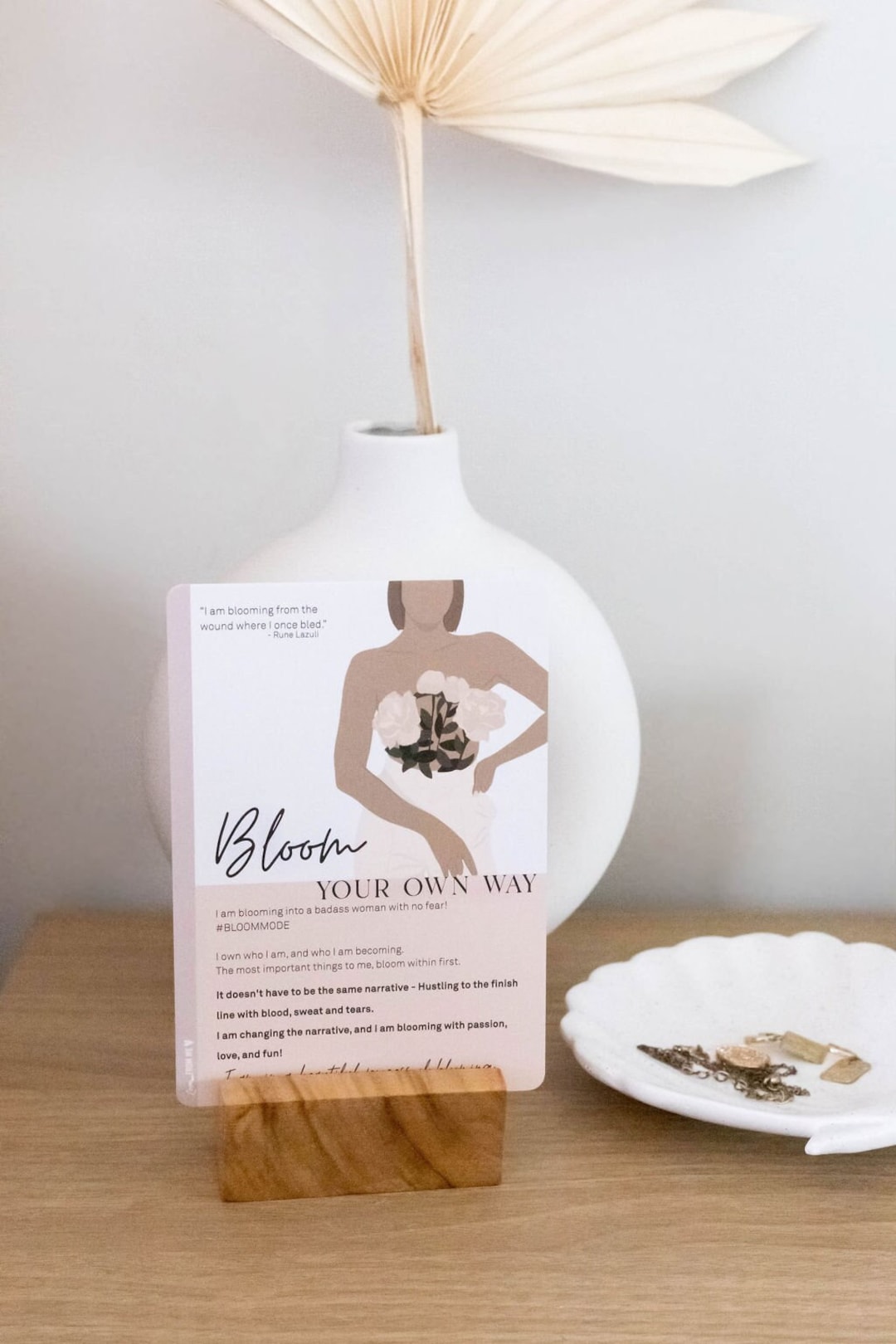 Rectangle Natural Wooden Card Stand | Wood Slice | Menu Card Holder ...