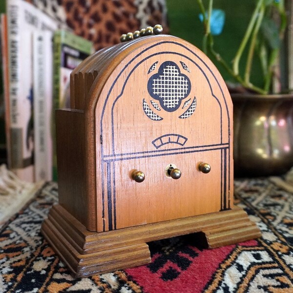 Wood Jukebox - Etsy