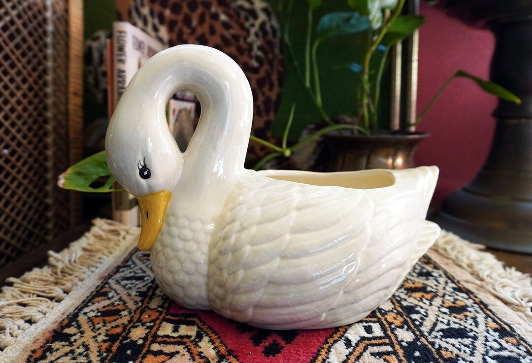 Vintage White Swan Planter Vase | 80s Swan Decor 1980s Ceramic Swan ...