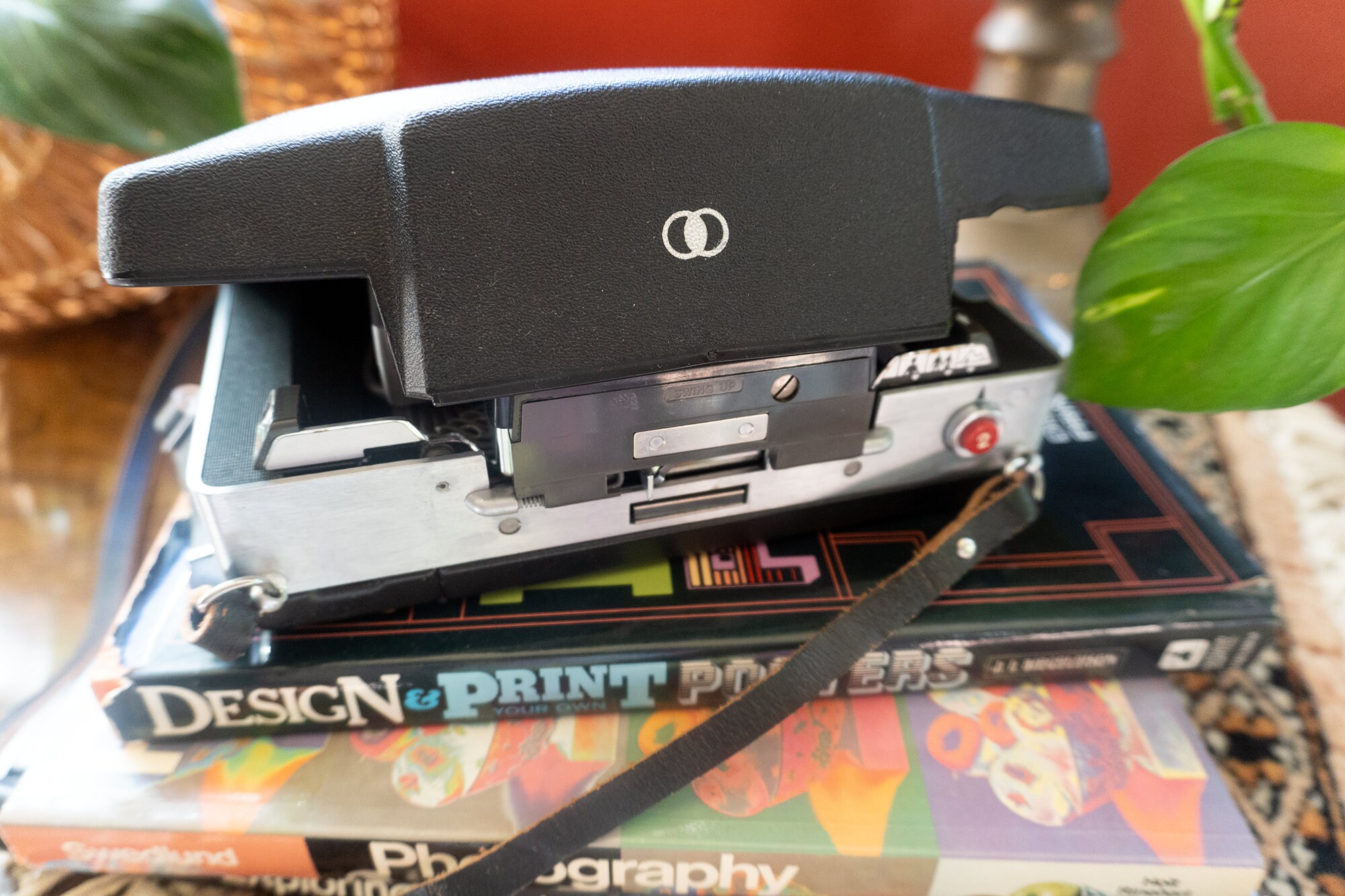 Vintage 1960s Polaroid Land Camera Automatic 100 | Retro Cameras ...