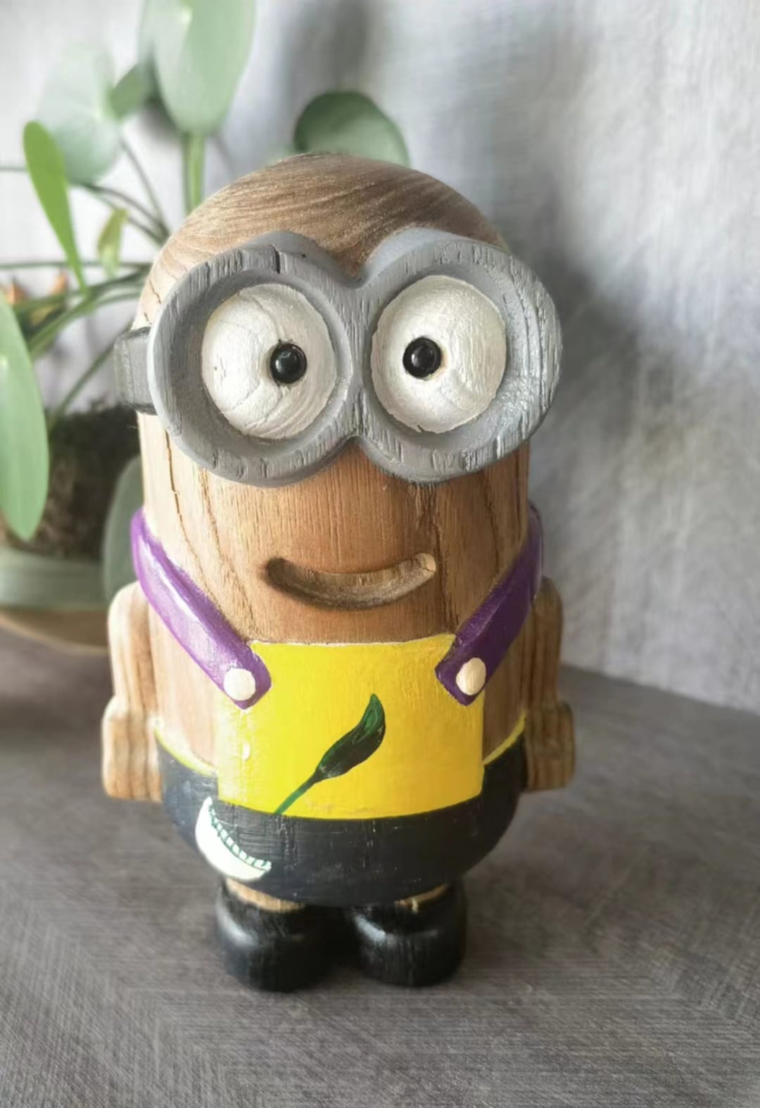 Wooden Minions / Wood Carving / Home Furnishings / Household - Etsy