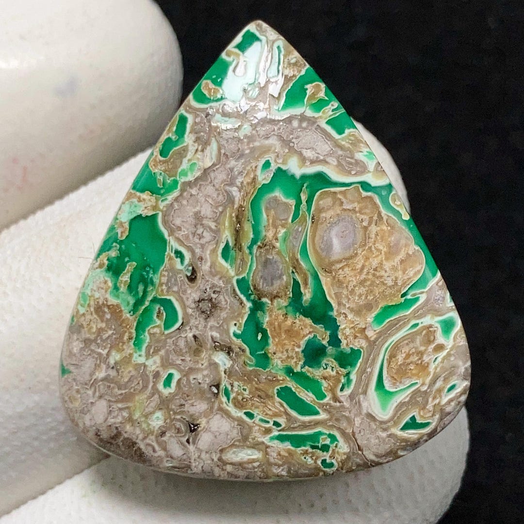 Natural Lucin Utah Variscite, Pear Cabochon, 32x29x7 MM, 38 Cts ...