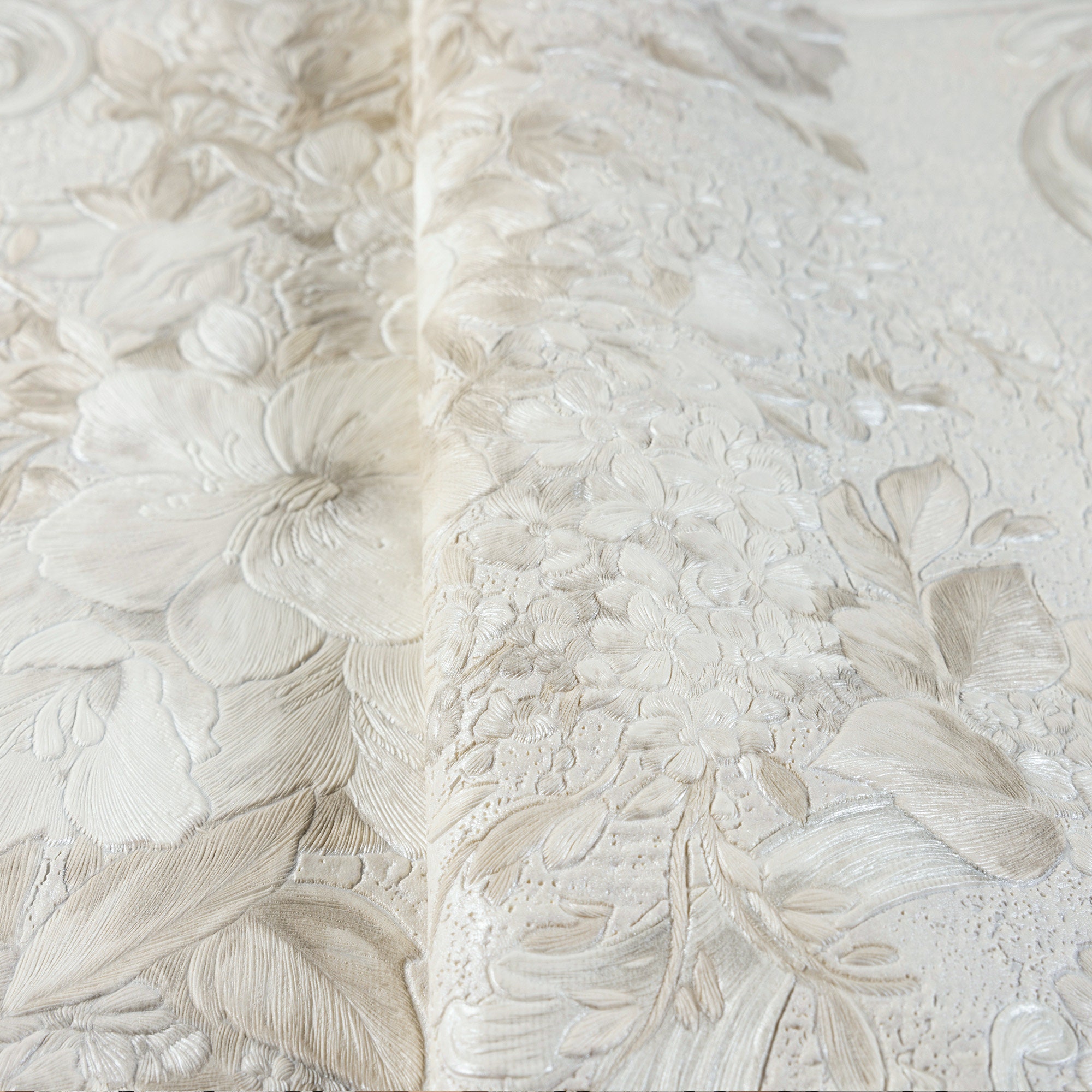 White Modern Flowered Embossed Wallpaper, Home Wall Decor, Aesthetic ...