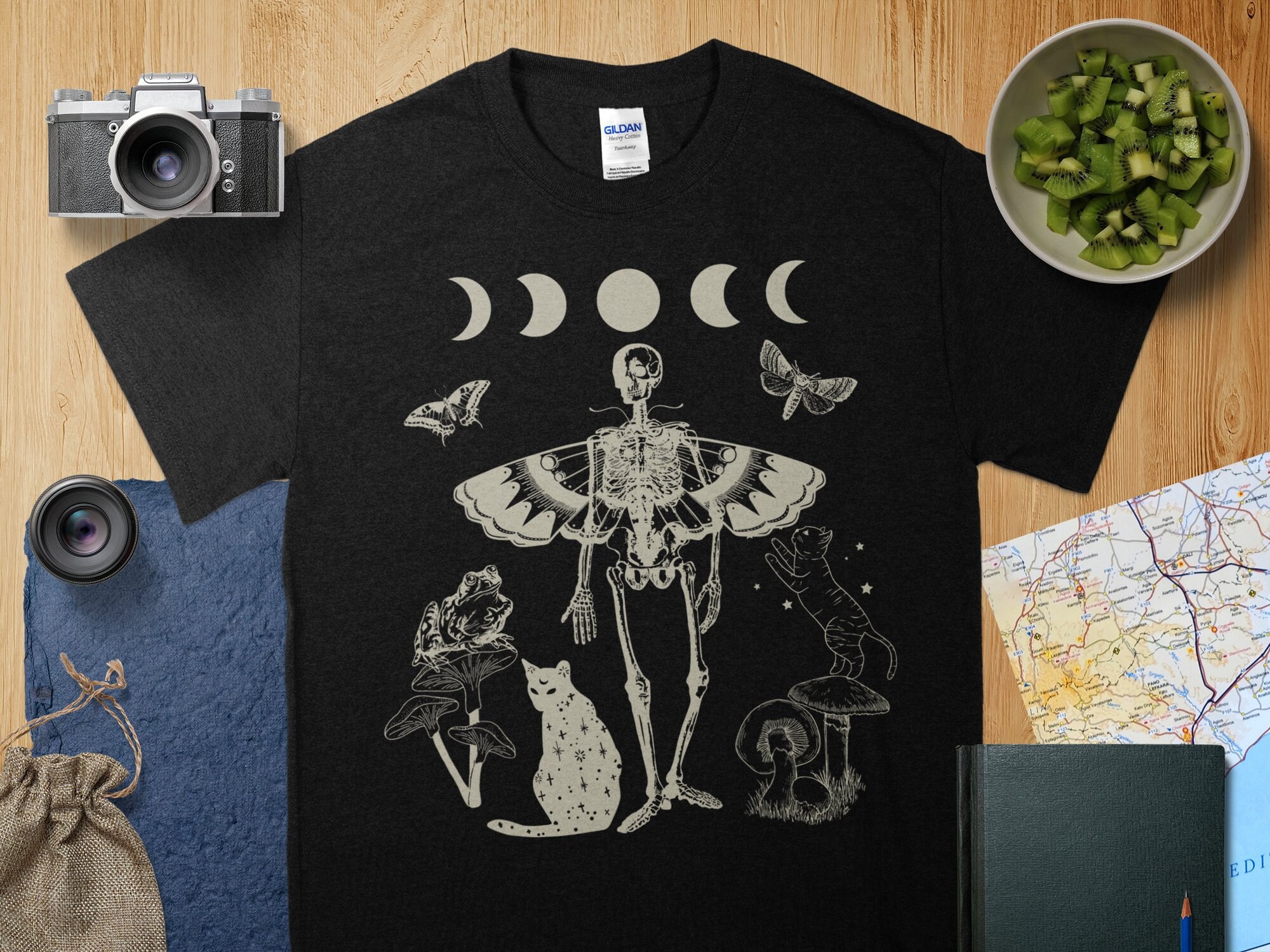 Fairycore Aesthetic Skeleton Skull Butterfly Moon Phase Goth T-shirt ...
