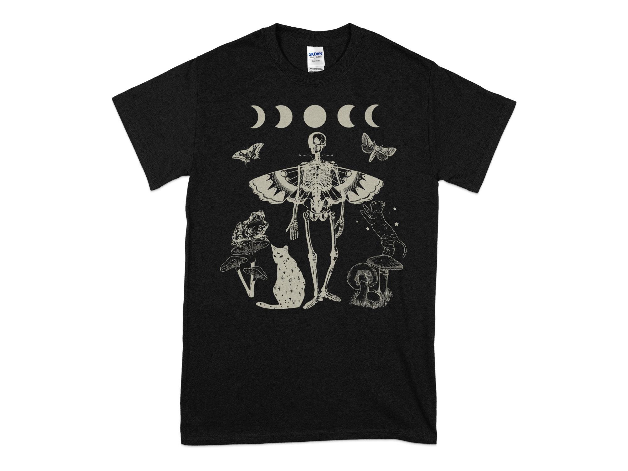 Fairycore Aesthetic Skeleton Skull Butterfly Moon Phase Goth T-shirt ...