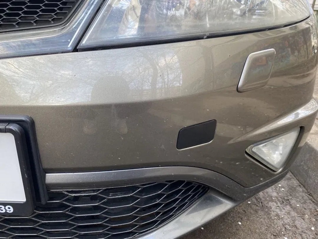 Honda Civic 8 5D Front Tow Eye Cover Bumper Insert - Etsy