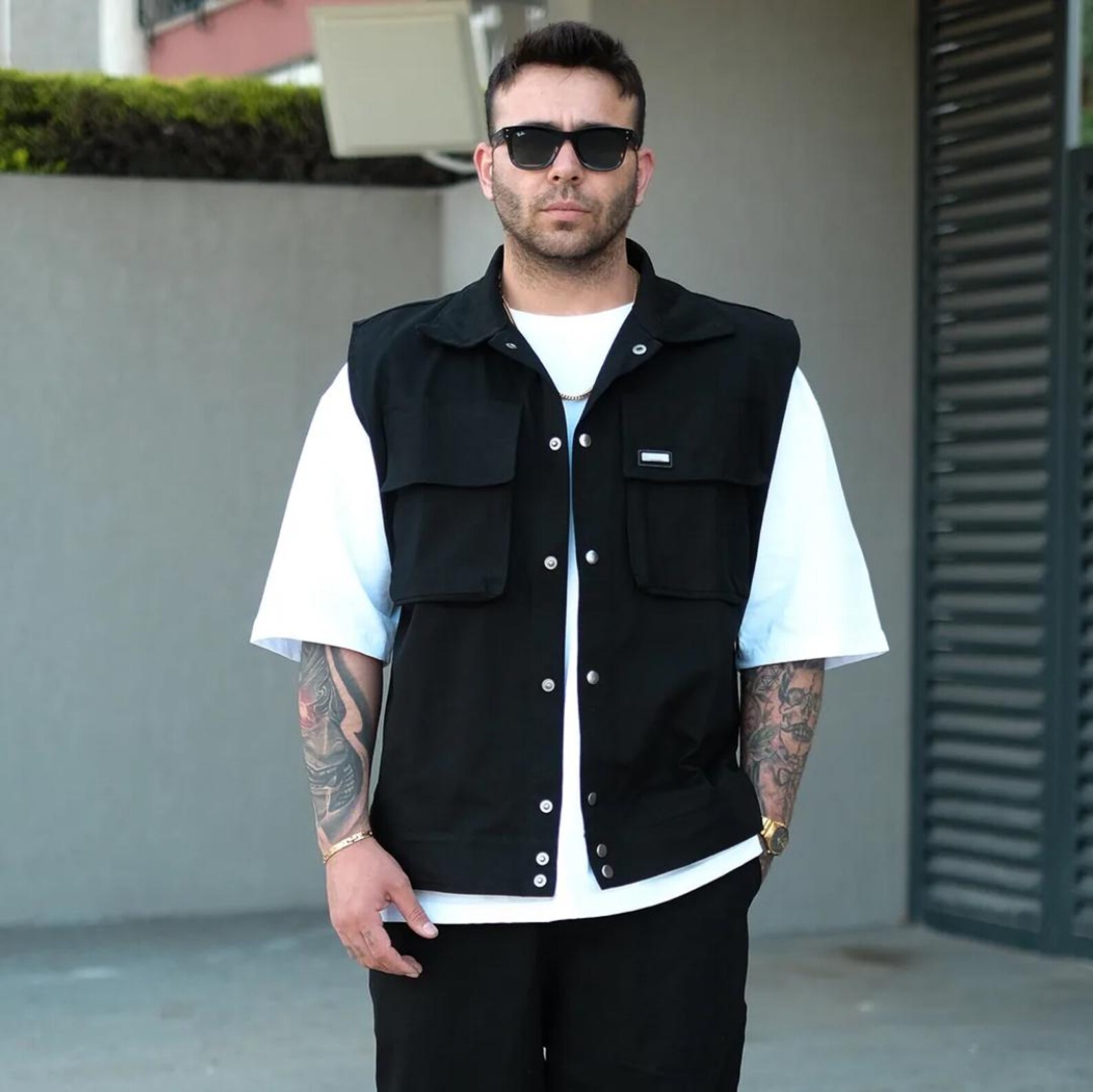 Men's Oversized Streetwear Utility Vest – Black & White Sleeveless ...