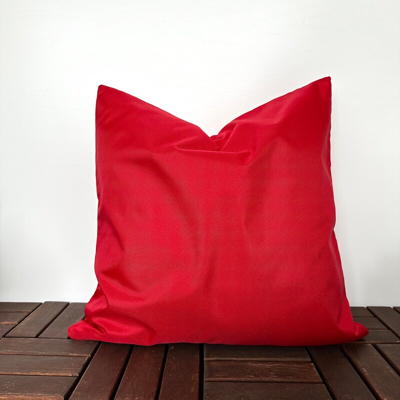 Red Throw Pillow - Etsy