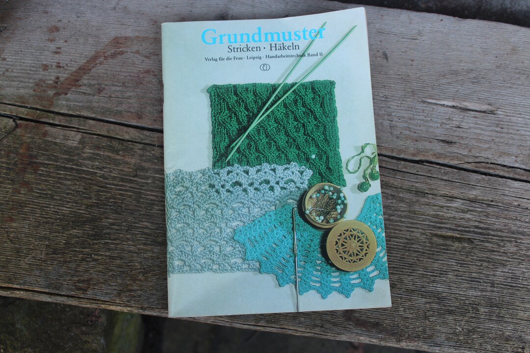 Needlework Booklet Basic Pattern Knitting Crochet Needlework Technique ...