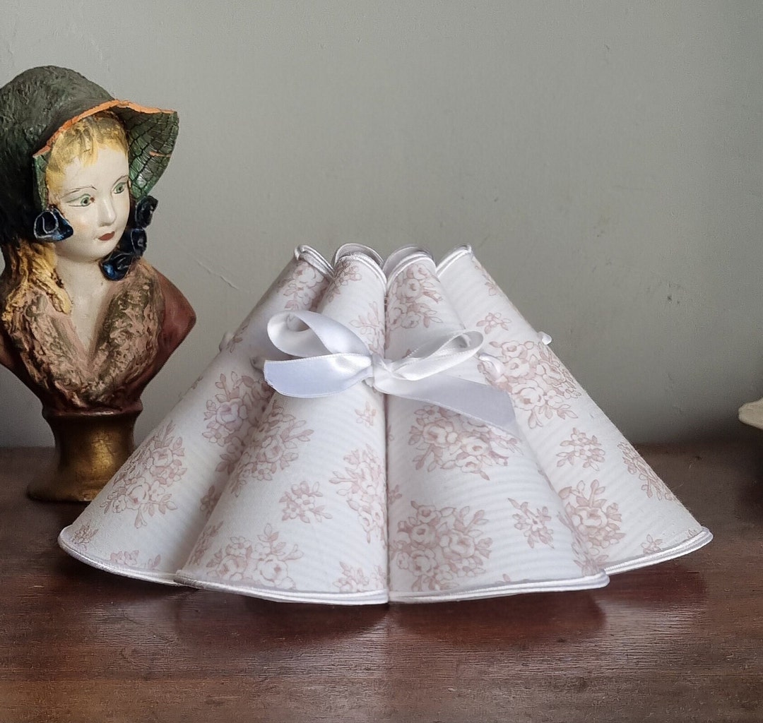 Flowered Gadroon Lampshade With Bow - Etsy