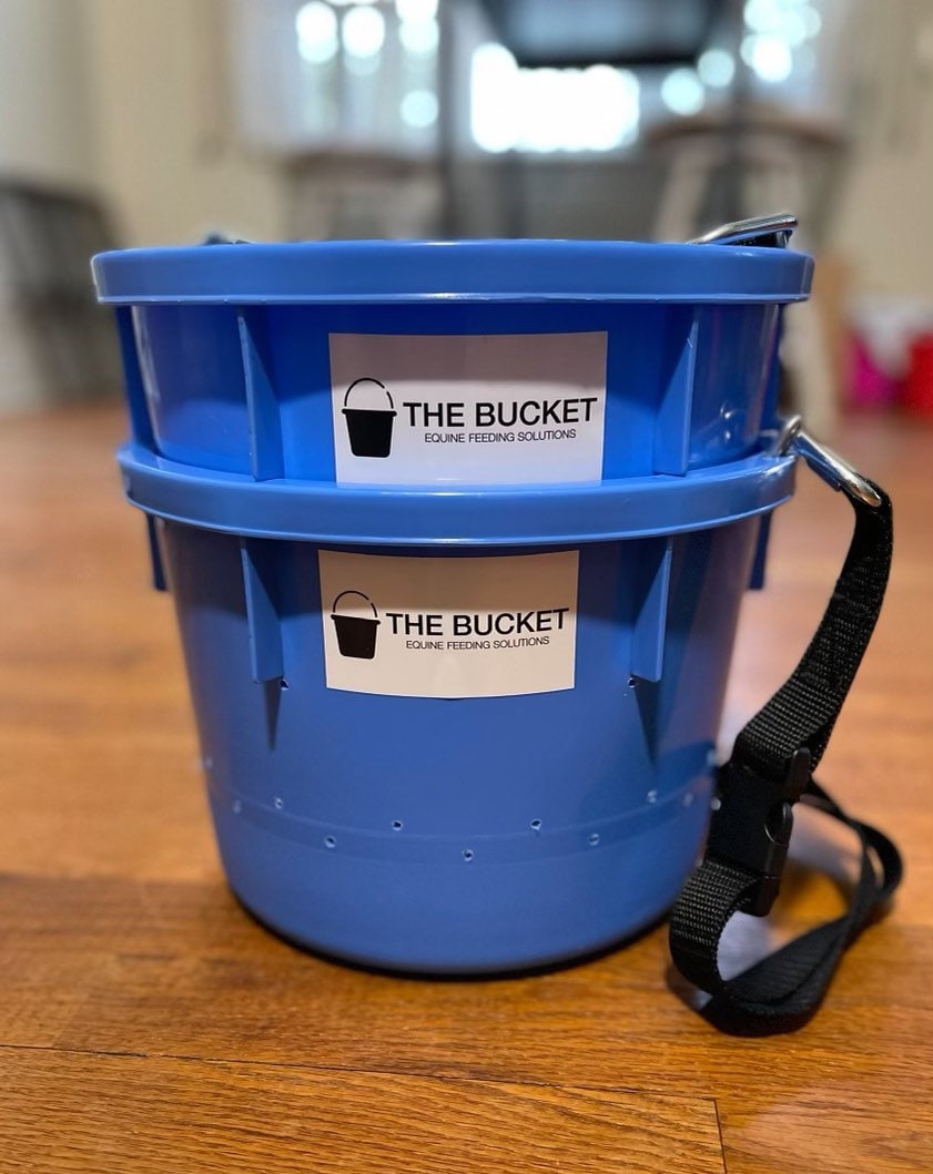 THE Bucket - Horse Feed Bucket: NO Waste, EASY to Use! - Etsy