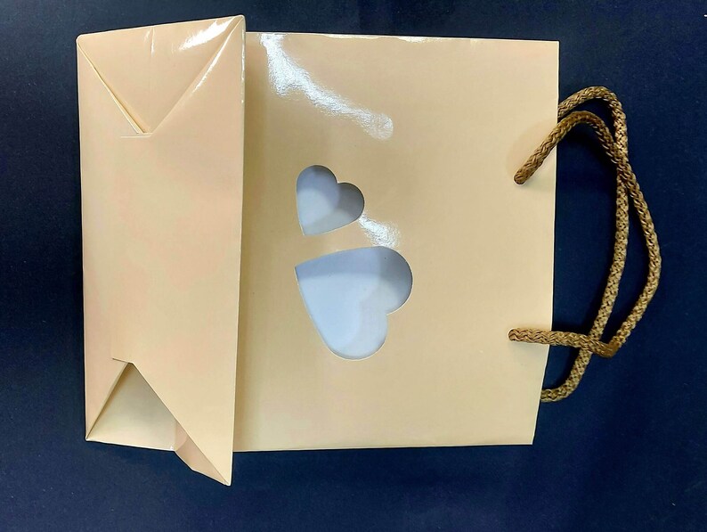 Paper Bag SVG Template With Heart Window - Gift Bag - Paper Bag Dor ...