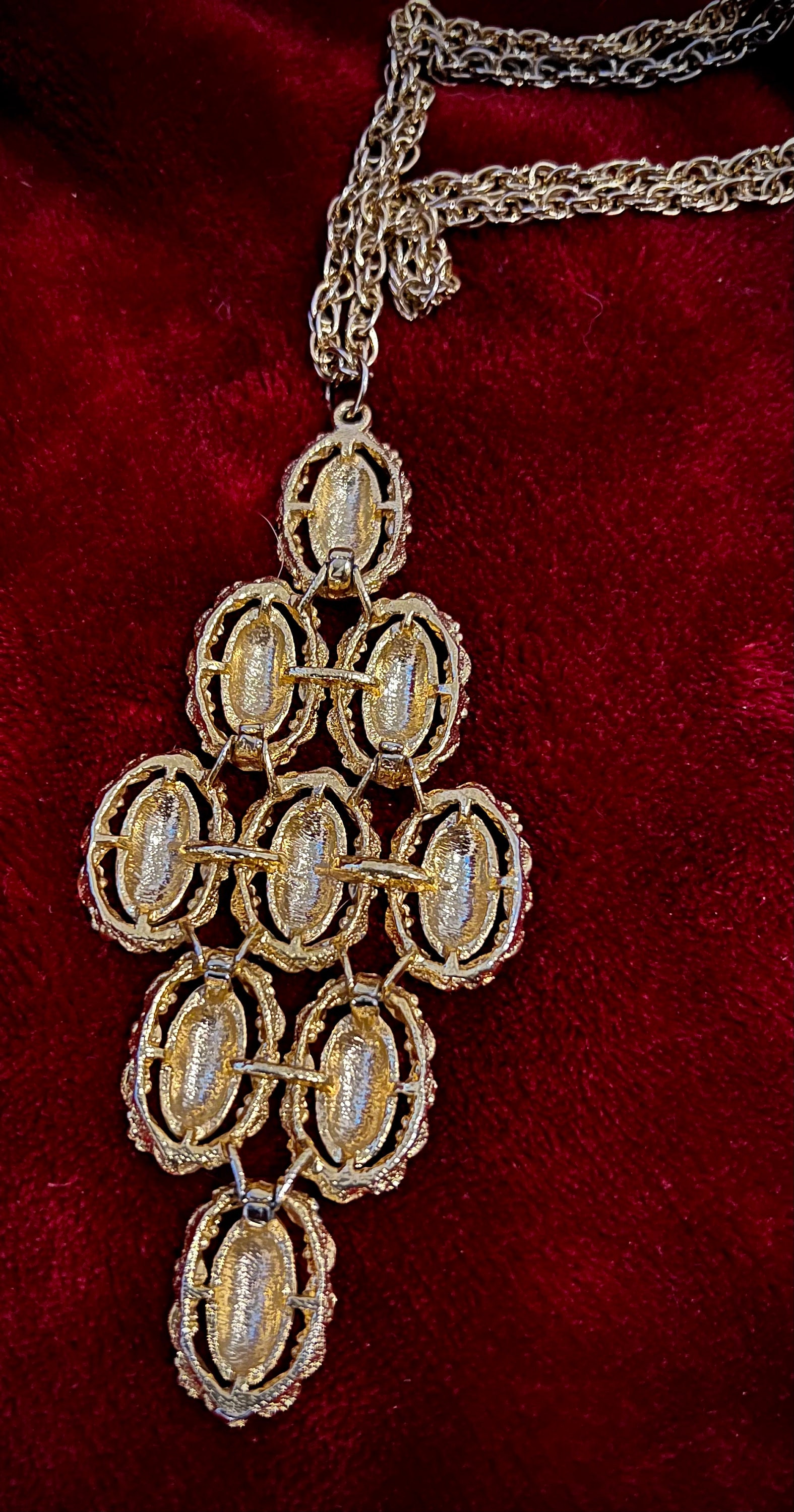 Rare Unmarked Well Made Vintage Gold Tone Stunning Statement Costume ...