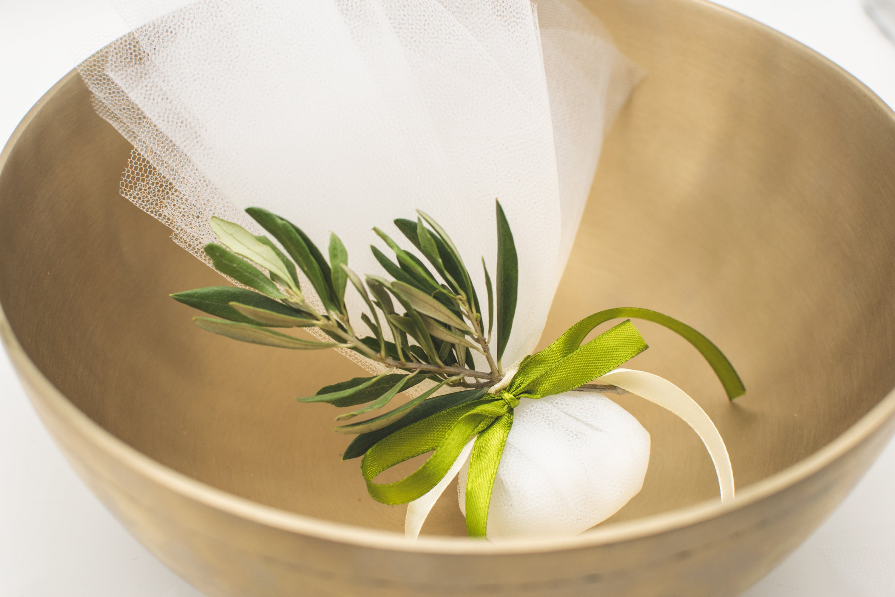 OLIVE WEDDING FAVORS Tulle Bomboniere, Olive Branch Favors, Edible ...
