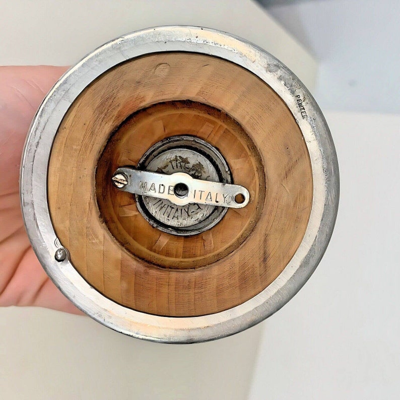 Garantito Tre Spade Italy Pewter Over Wood 10 1/2 Salt Shaker Pepper ...