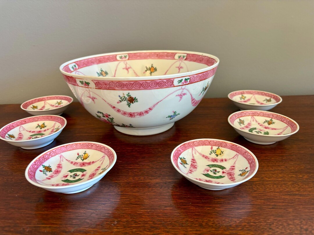 Lovely Vintage Japanese Porcelain Ware Pink & Green Floral Large Swag ...