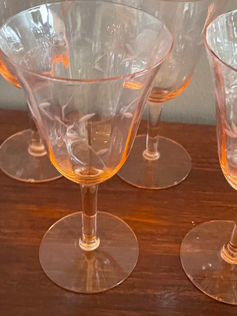 Sweet Pink Depression Glass Wine Glasses Set of 4 Optic Rib FLORAL LEAF ...