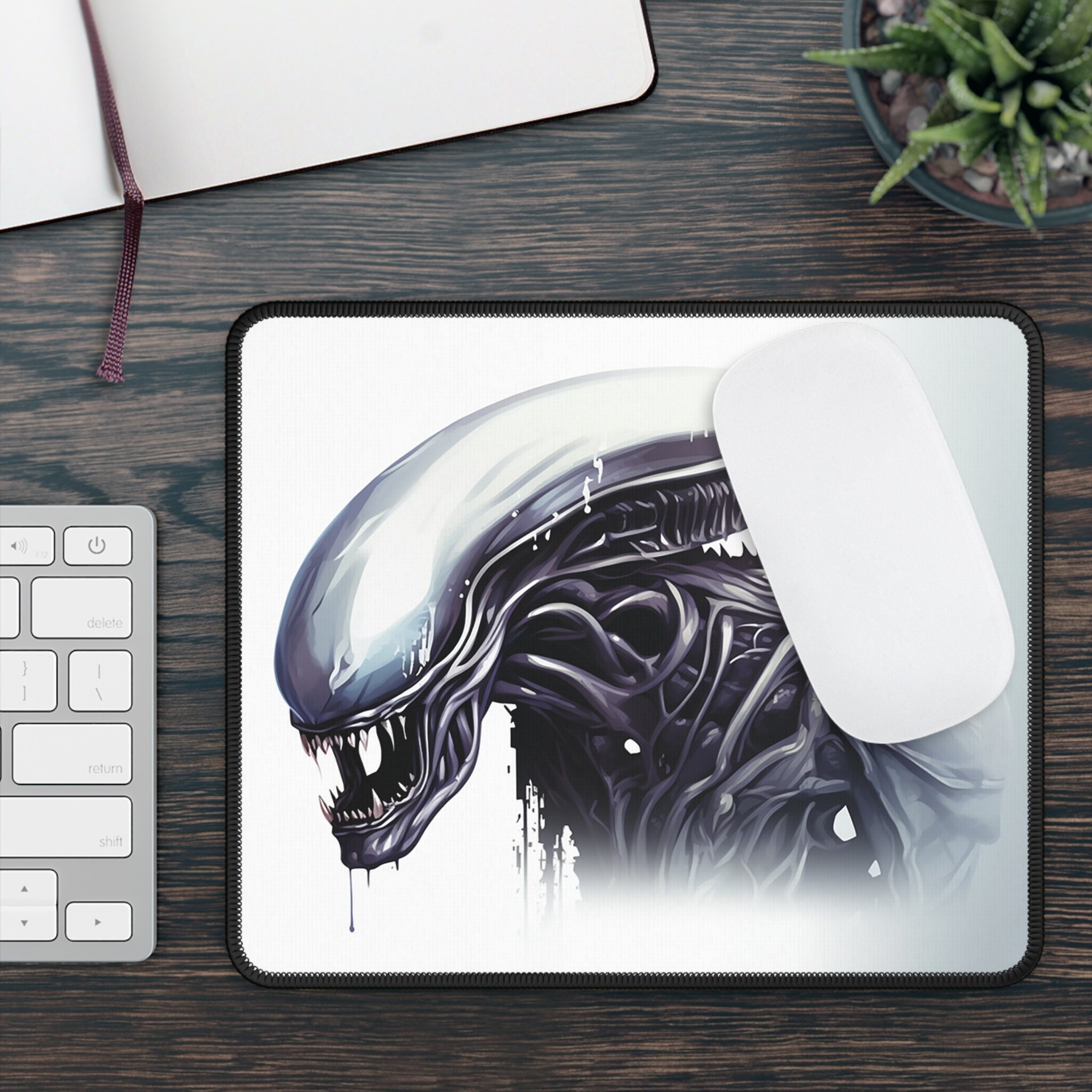 Alien Xenomorph Gaming Mouse Pad: Conquer the Gaming Realm - Etsy