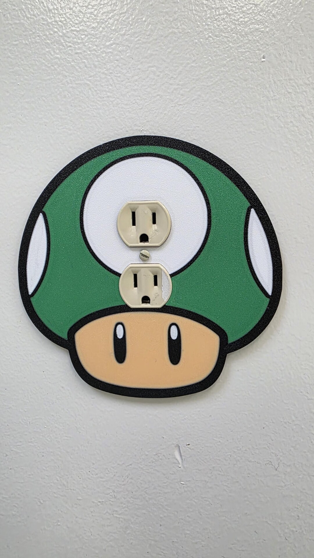 Super Mario 1UP Mushroom Outlet Cover, 3D Printed Game Room Decor - Etsy