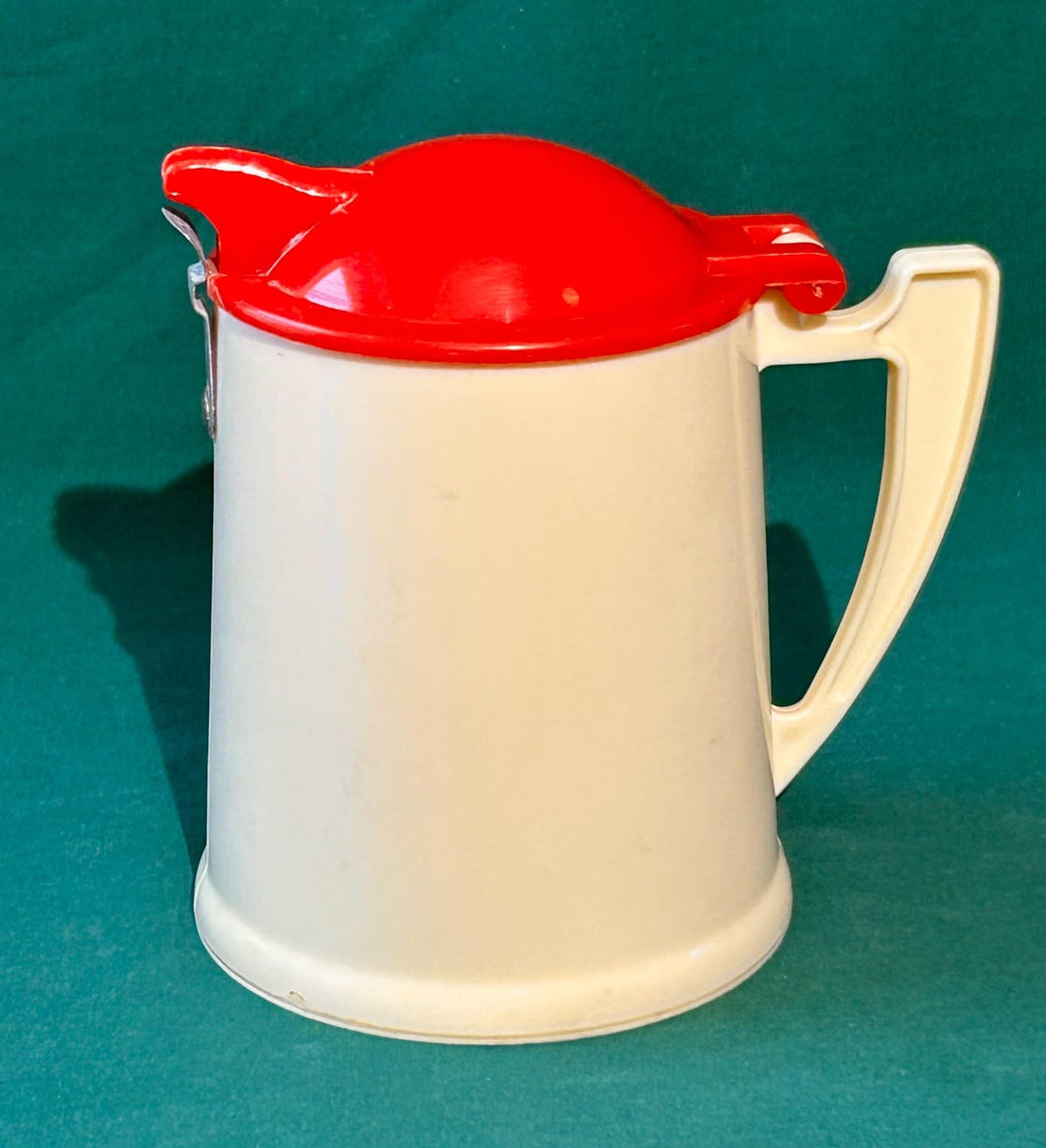 E-z-way Plastic Syrup Pitcher Red & Cream 5” Tall Celluloid? Made in ...
