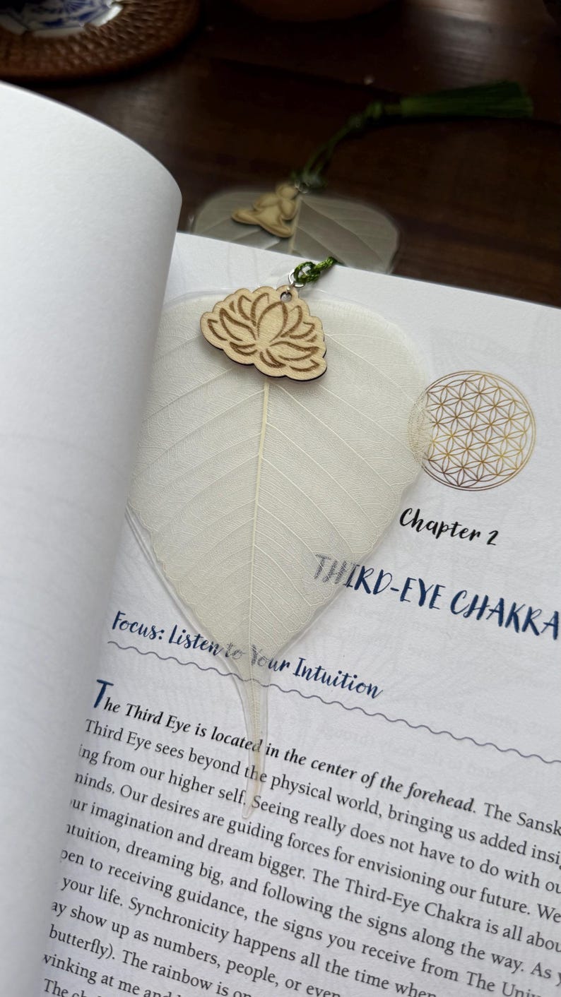 Bodhi Leaf Bookmark: Wooden Buddha, Lotus, or Om Charm - Etsy