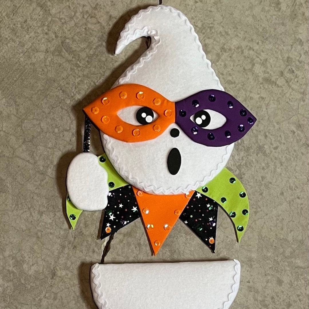 2 Piece Ghost Wreath Attachment for Spooky Halloween and Haunting ...