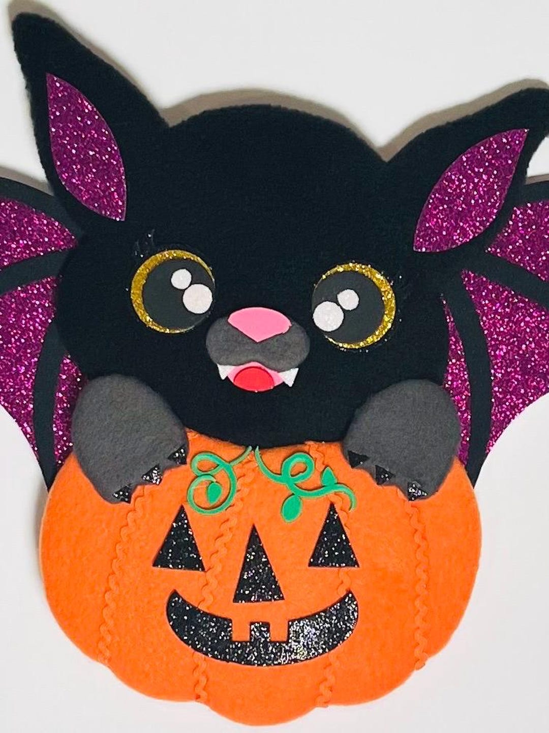 Bat Peeking Out of a Pumpkin Jack O' Lantern Halloween Wreath ...