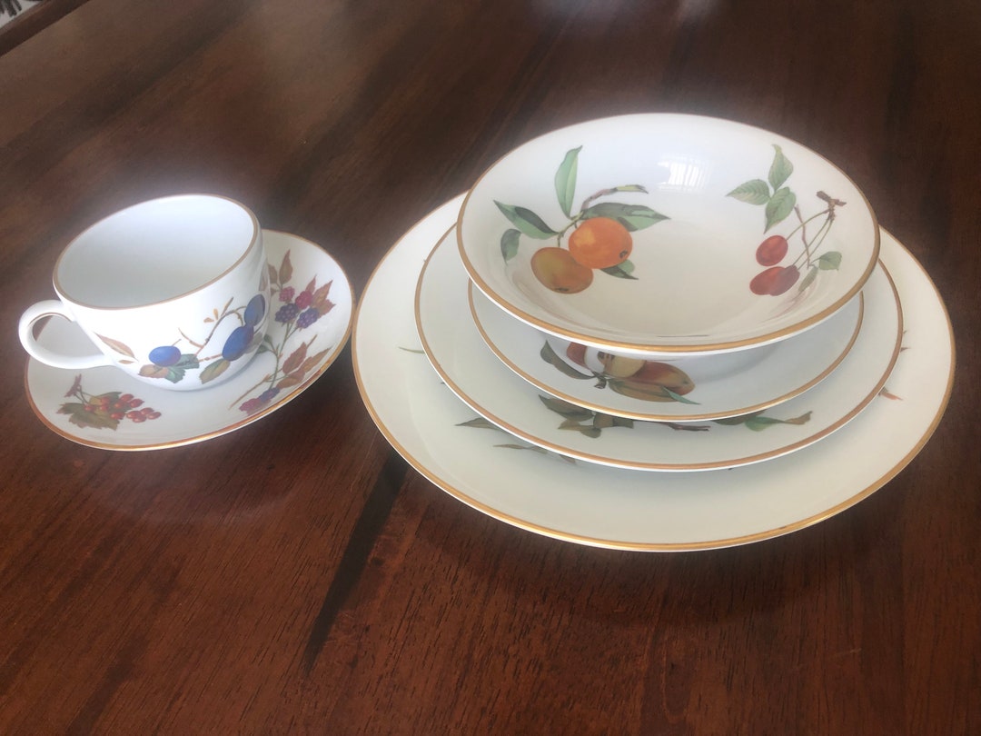 Royal Worcester Fine China Set - Etsy