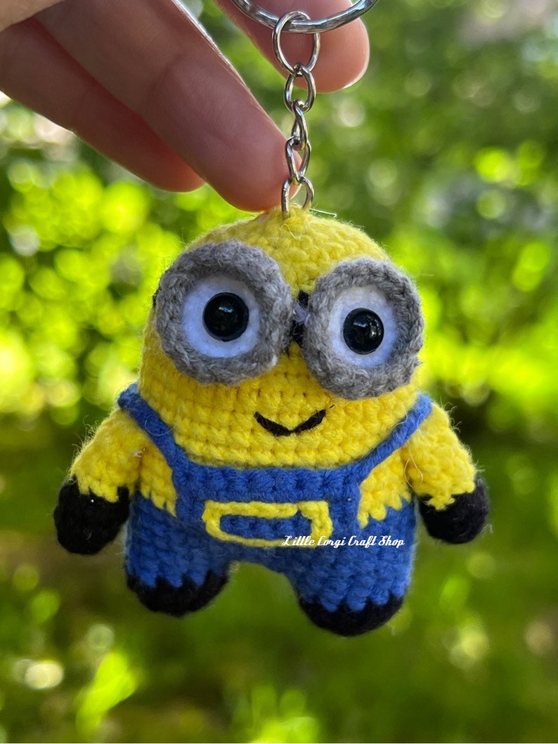 Handmade Crochet Minions Keychain, Cute Minion Purse Decor, Amigurumi ...