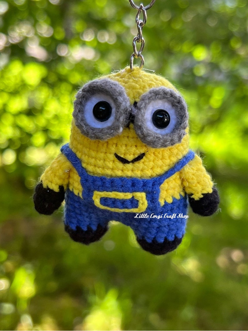 Handmade Crochet Minions Keychain, Cute Minion Purse Decor, Amigurumi ...
