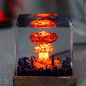 Explosion Bomb Resin Lamp, Atomic Bomb Diorama, Nuke Bomb Fallout 4 ...