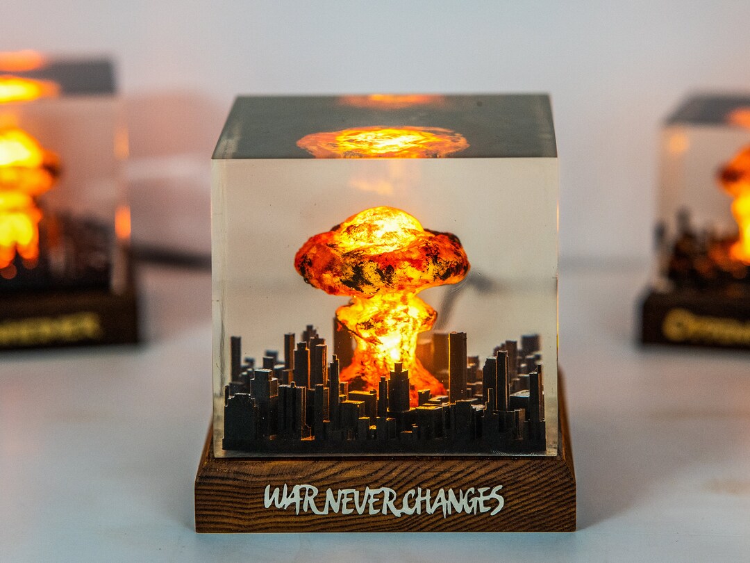 Explosion Bomb Resin Lamp, Atomic Bomb Diorama, Nuke Bomb Fallout 4 ...