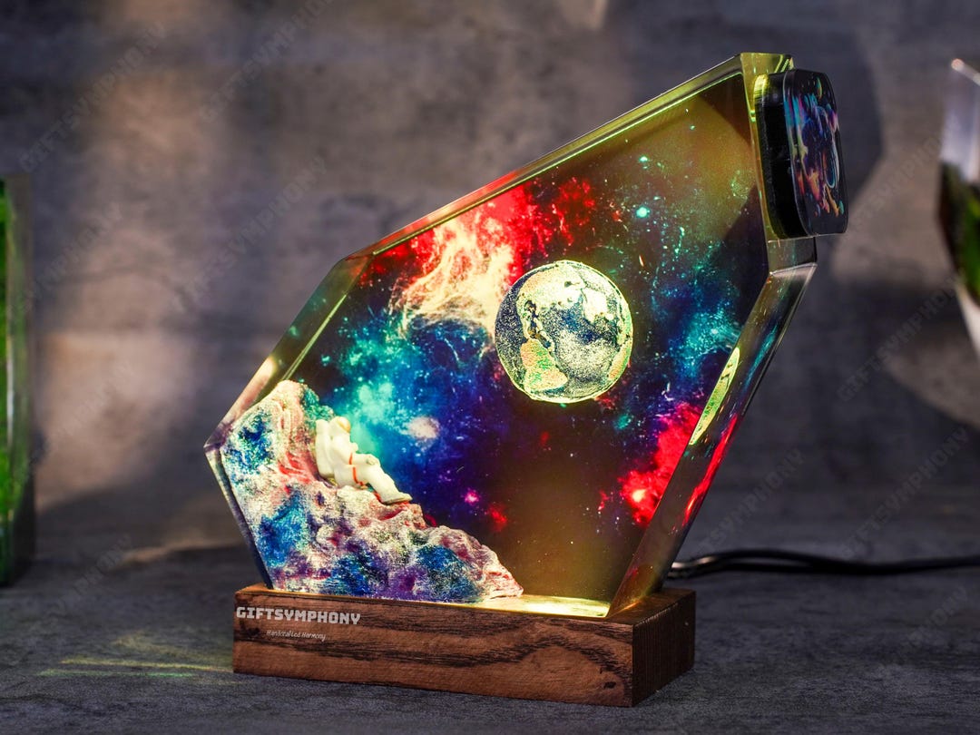 Space Resin Lamp, Astronaut Rocket Resin Night Light, Home Decor ...
