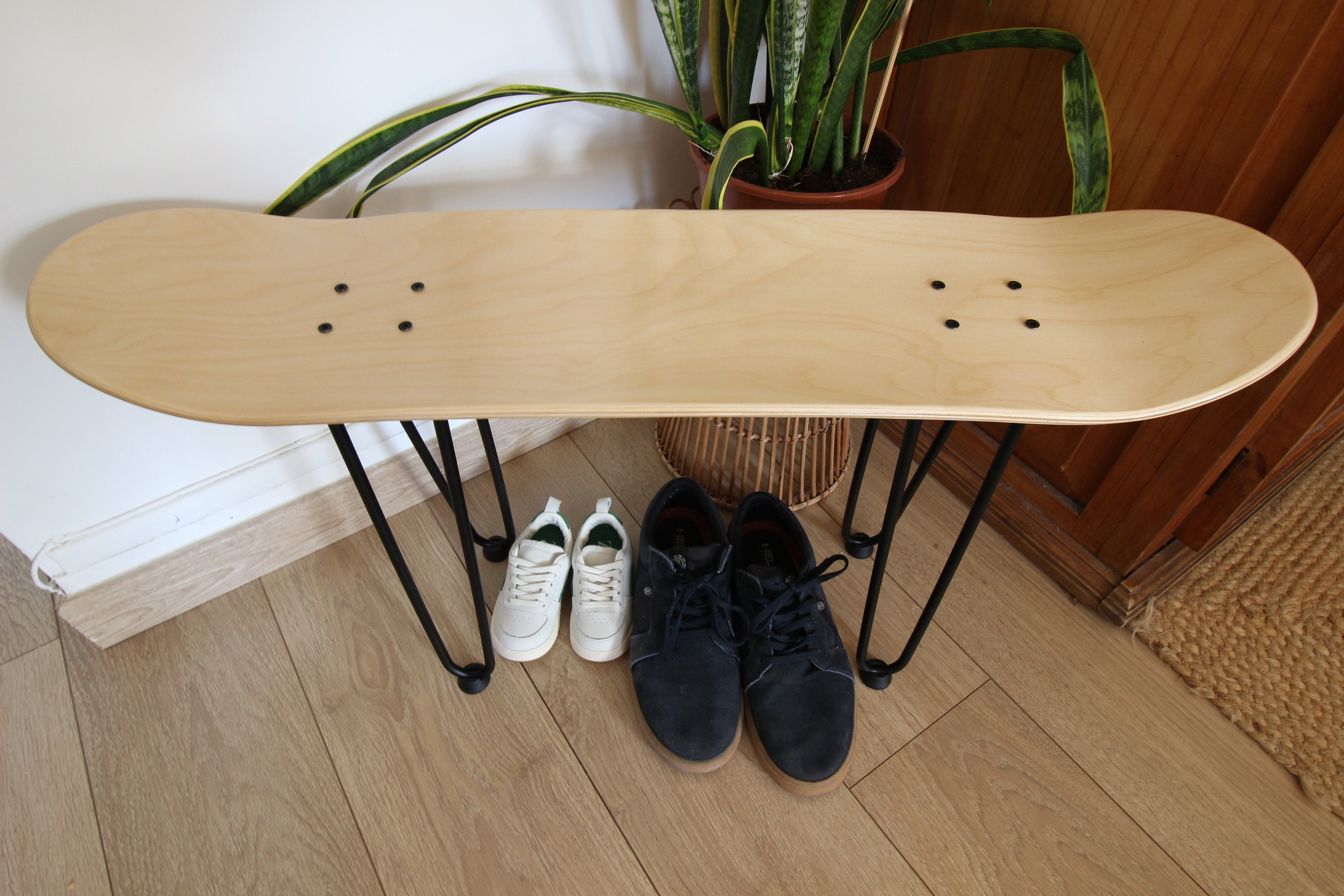 Home KIT Skateboard Table DIY Cozy Perfect Gift for Skateboarders Shoes ...