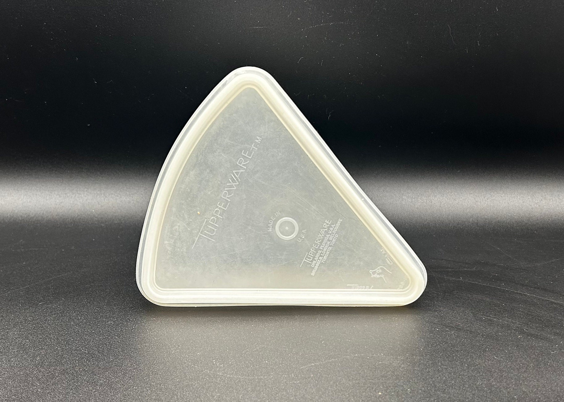 Vintage Tupperware Triangle Pie Keeper - Etsy