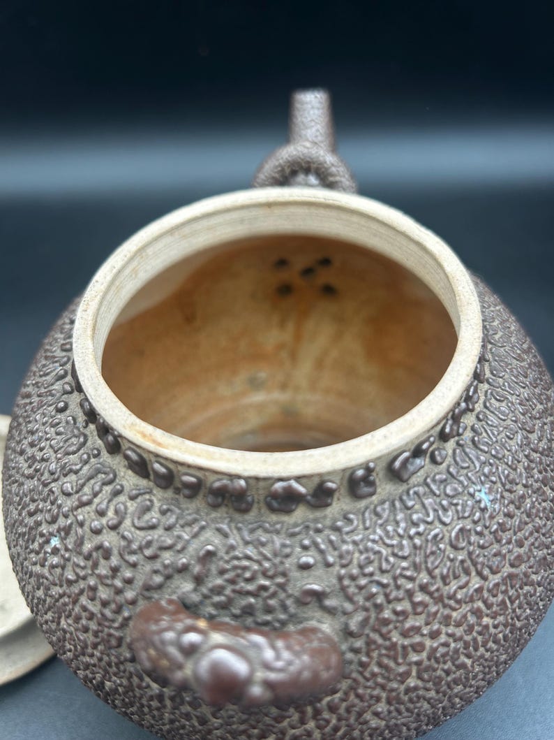 Japanese Jakatsu Wormy Ware Teapot - Etsy