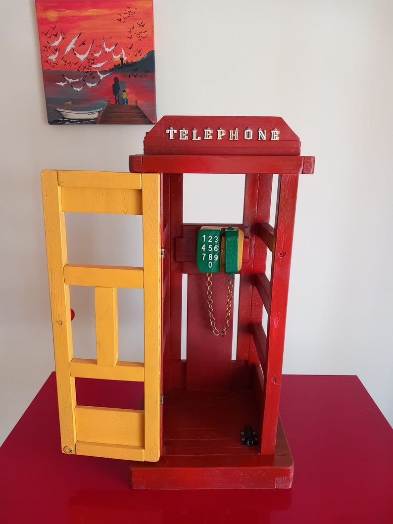 Specially Designed Tree, Wooden, Handmade, Decorative Telephone Booth ...