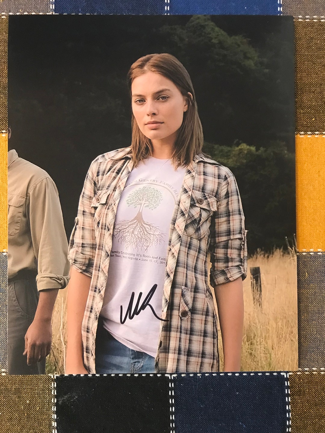 Margot Robbie Hand Signed 8x10 Photo With COA - Etsy