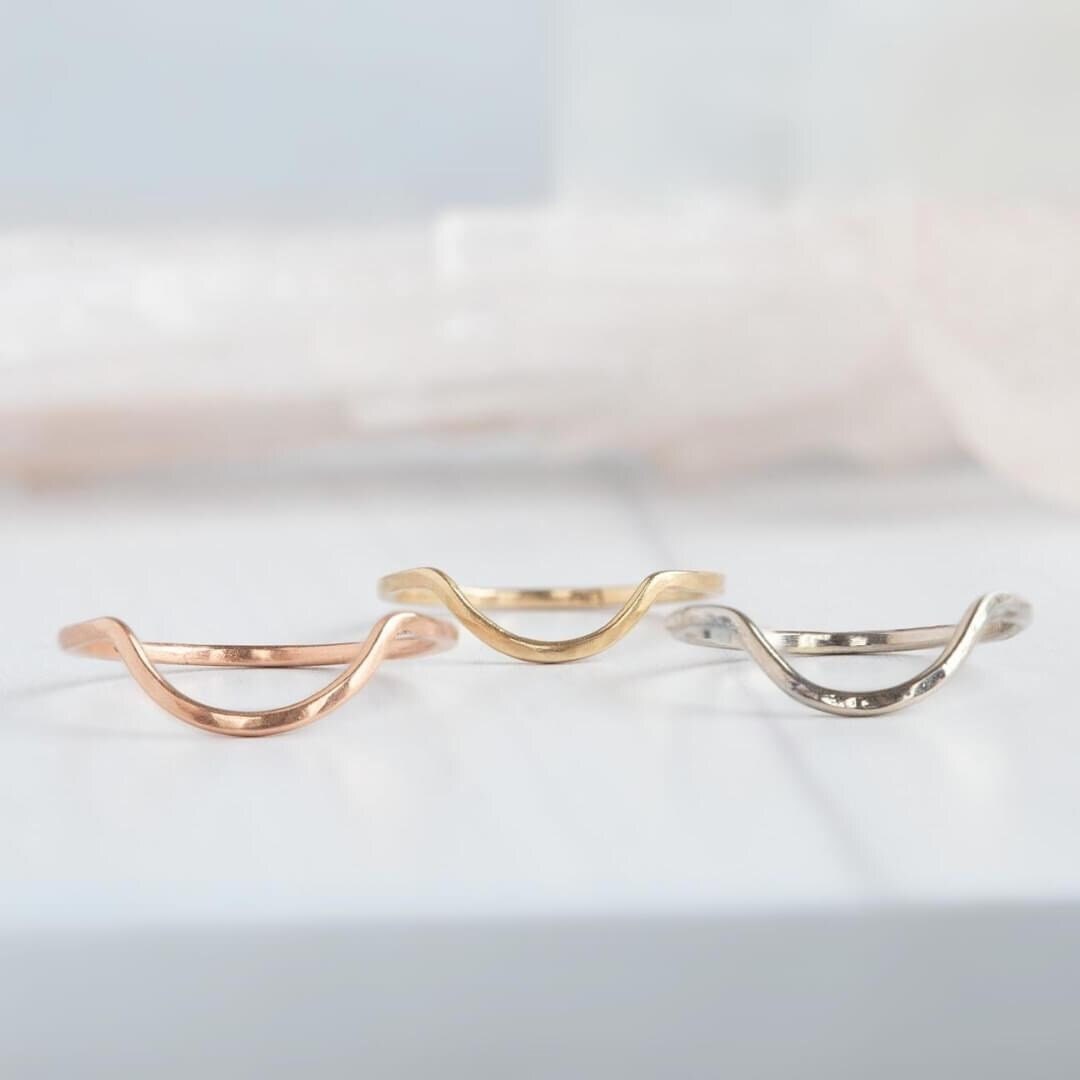 14k Gold Curved Wedding Band, Yellow Gold Deep Chevron Ring, U Shape ...