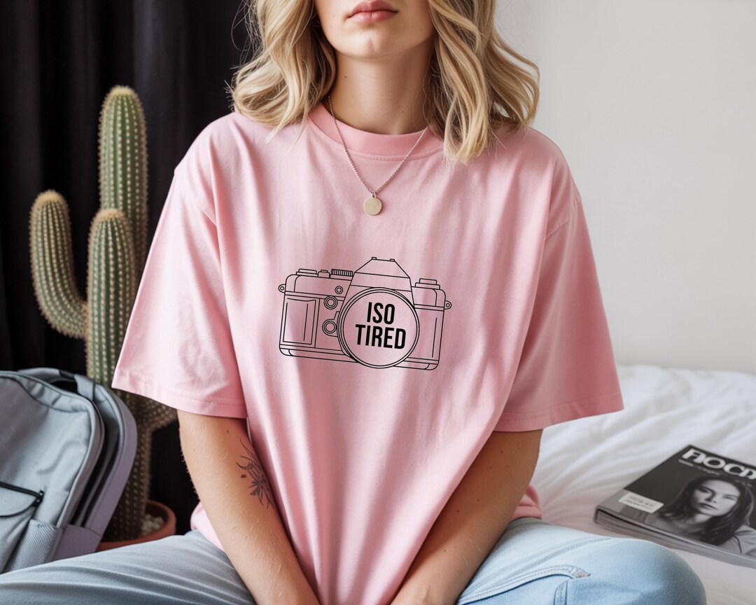 ISO Tired Camera T-shirt - Photographer Humor Graphic Tee - Etsy